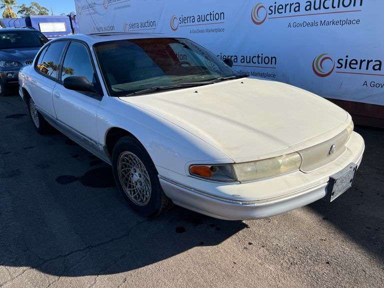 1997 Chrysler LHS - Sierra Auction Management Inc