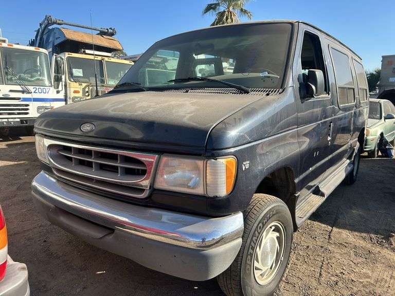 2000 Ford E150 Econoline - Sierra Auction Management Inc