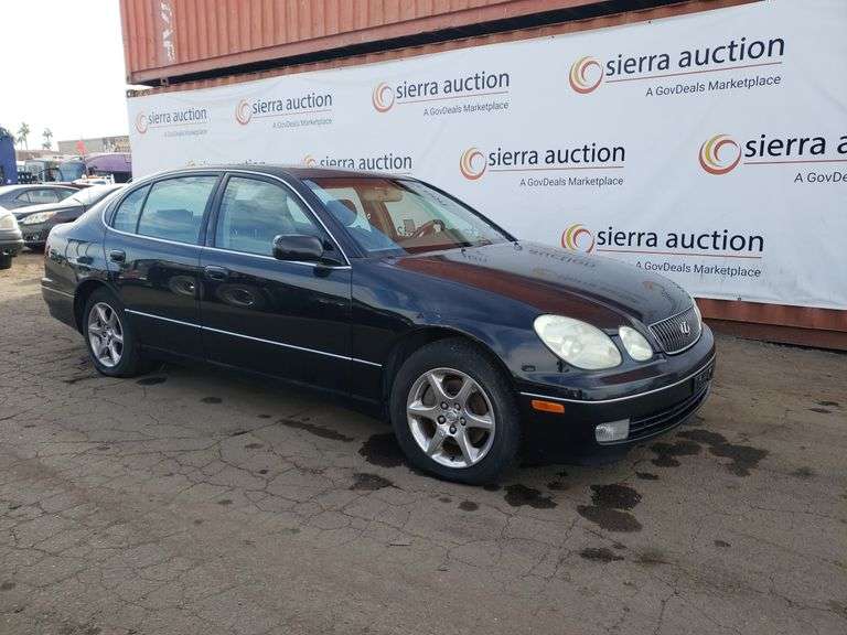 2001 Lexus GS 300 - Sierra Auction Management Inc