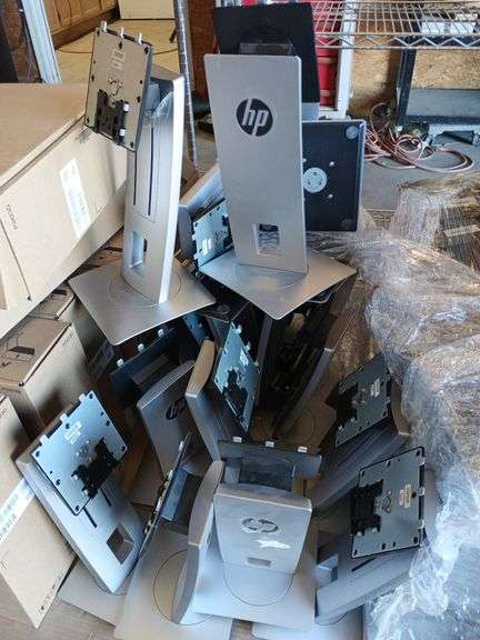 Pallet of HP EliteDisplay E222 Monitors & HP Stands - Sierra Auction ...