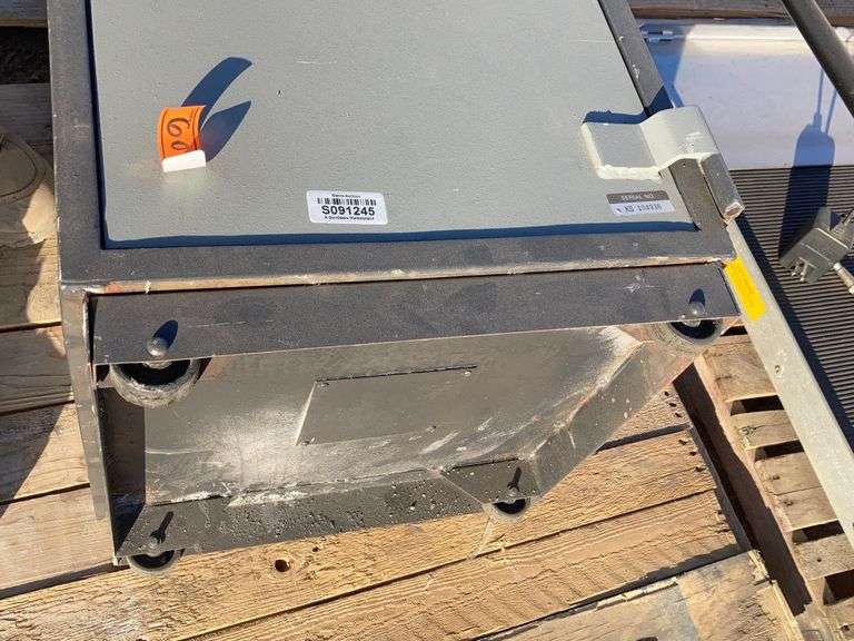 Rolling push button security safe. (No combination) - Sierra Auction ...