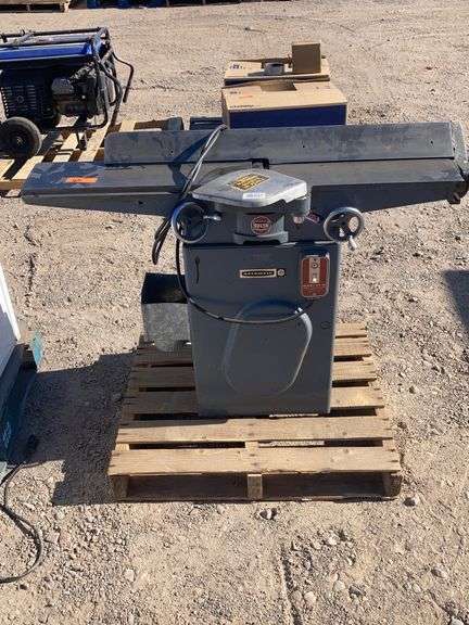 Jointer/ Plainer machine. - Sierra Auction Management Inc