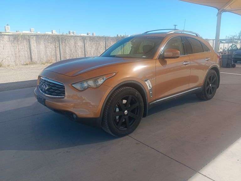 2009 Infiniti FX50 - Sierra Auction Management Inc