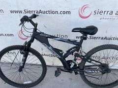 (1 Qty) Hyper Bicycle - Sierra Auction Management Inc