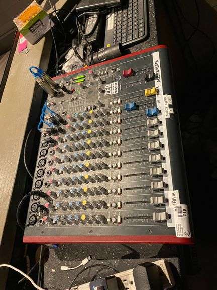 Allen & Heath ZED Sixty 14FX Mixing Board including CPU, Monitor ...