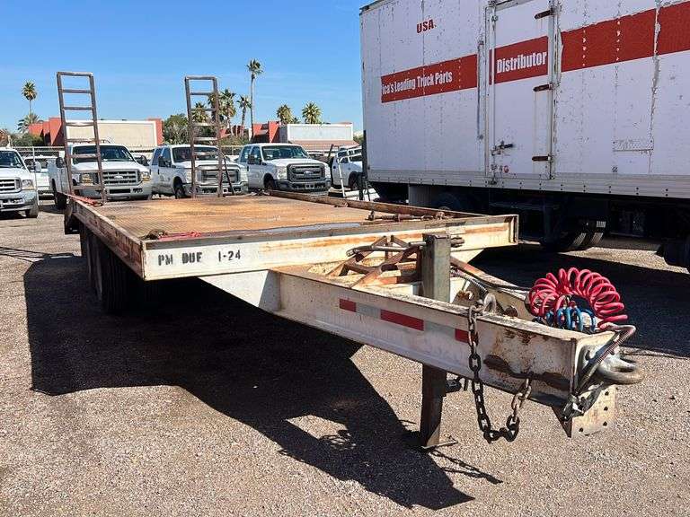 1989 Fleming Trailers TD822 Flatbed Trailer - Sierra Auction Management Inc