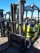 1996 Clark CGC 30 Forklift - Sierra Auction Management Inc