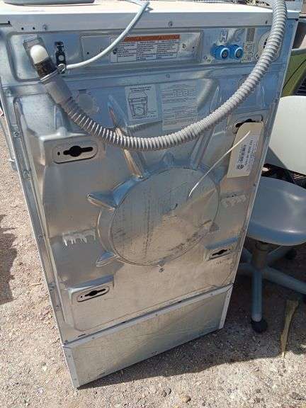 Kenmore Elite HE3 Washer and Dryer - Sierra Auction Management Inc