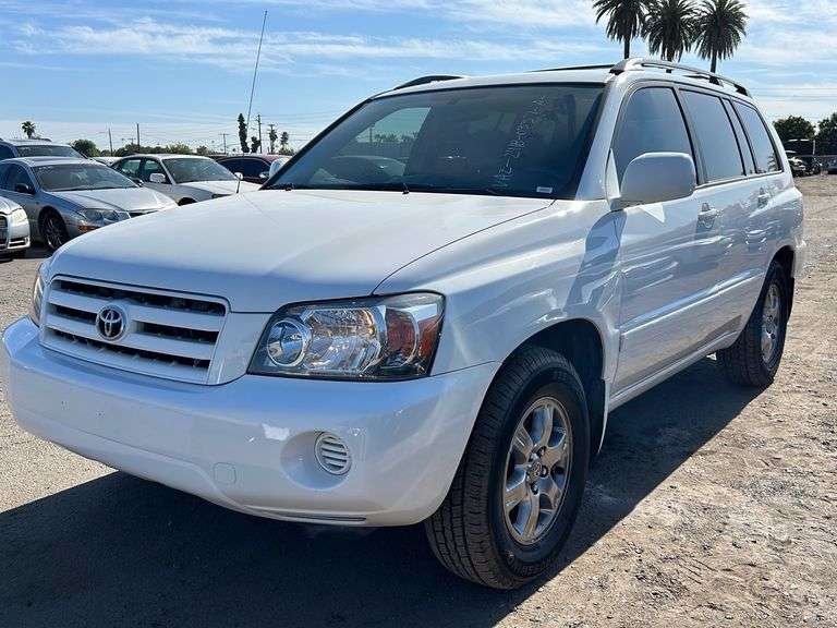 2006 Toyota Highlander - Sierra Auction Management Inc