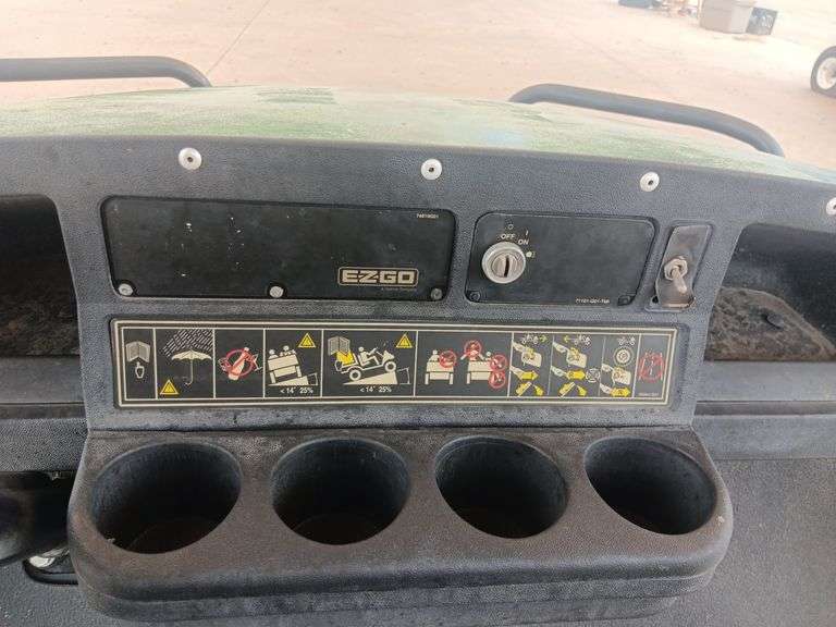 EZ GO MPT 800 - Sierra Auction Management Inc