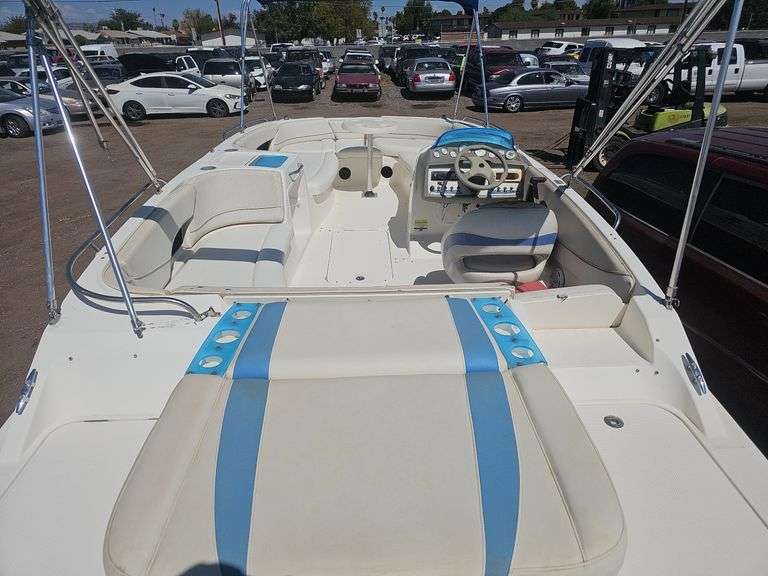 2006 Bayliner 216 21 Ft. Boat Watercraft - Sierra Auction Management Inc