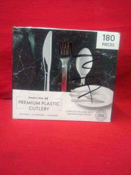Premium Plastic Cutlery - Sierra Auction Management Inc
