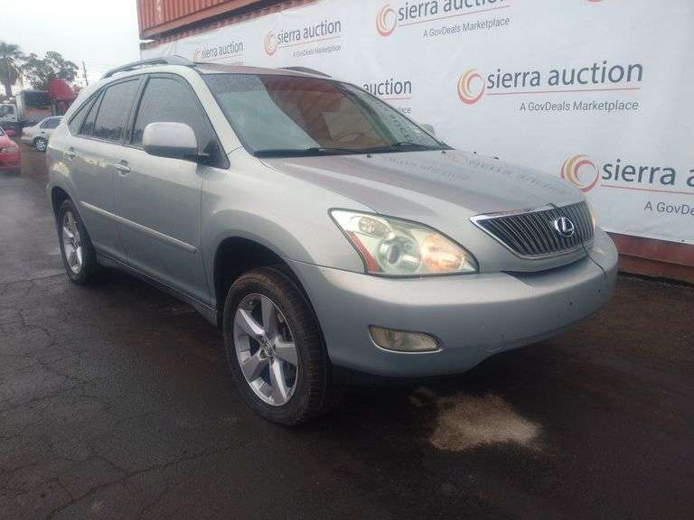 2006 Lexus RX 330 - Sierra Auction Management Inc