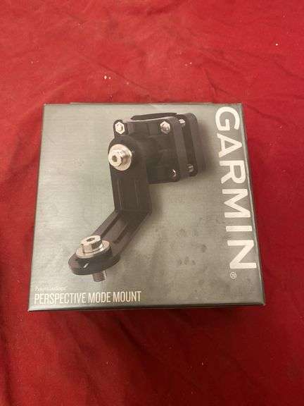 Garmin Panopticon LiveScope Perspective Mode Mount - Sierra Auction ...