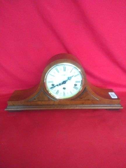 Vintage Clock - Sierra Auction Management Inc