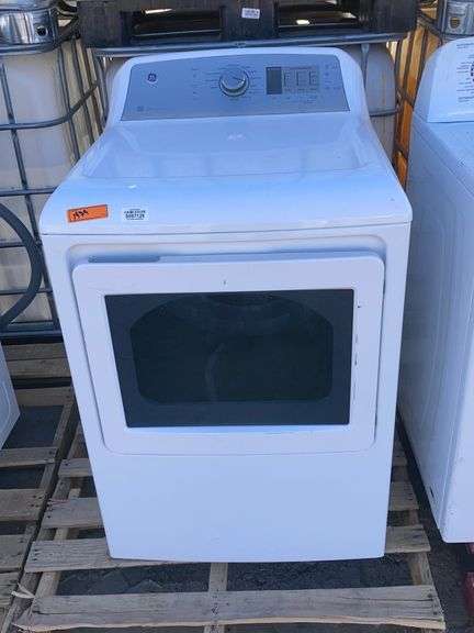 GE clothes dryer. - Sierra Auction Management Inc