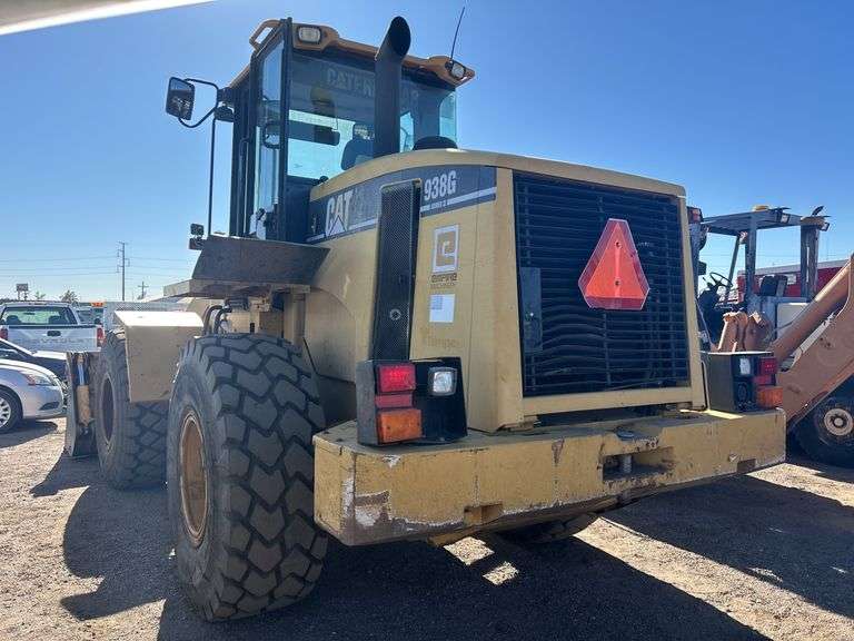 2007 Caterpillar 938G Loader Tractor - Sierra Auction Management Inc