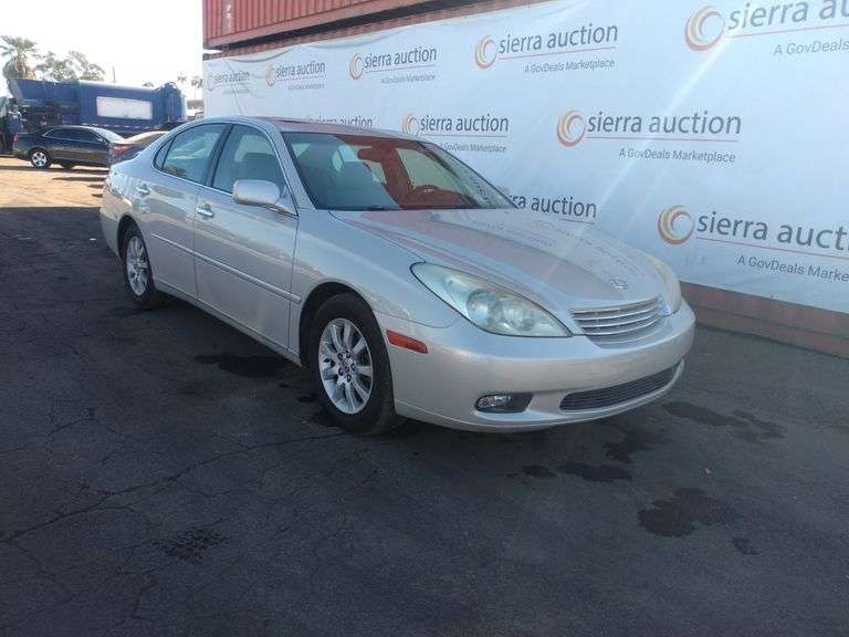 2004 Lexus ES 330 - Sierra Auction Management Inc