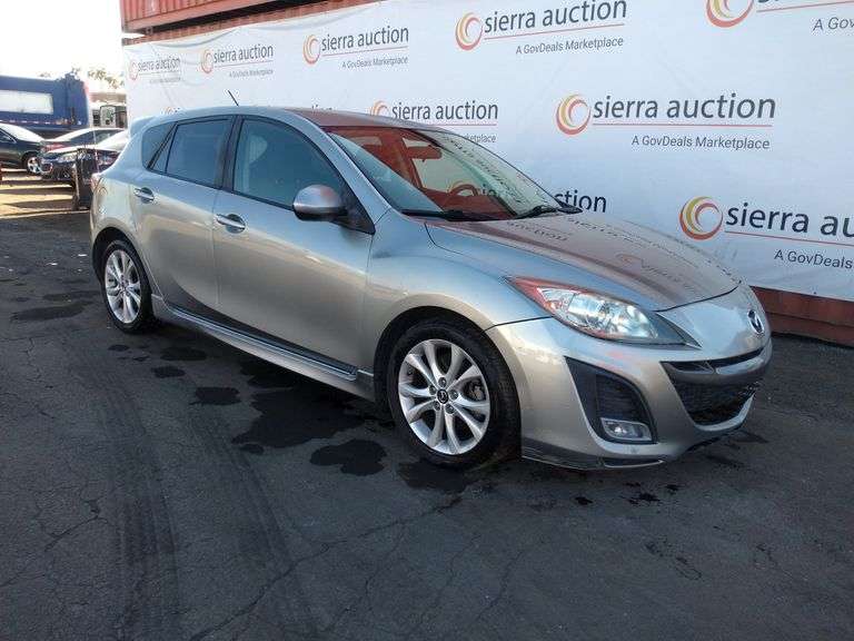 2011 Mazda Mazda3 - Sierra Auction Management Inc