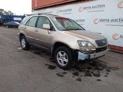 2000 Lexus RX 300 - Sierra Auction Management Inc