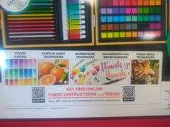 Deluxe Wooden Artist Case - Sierra Auction Management Inc