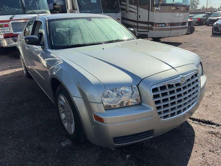 2006 Chrysler 300 - Sierra Auction Management Inc
