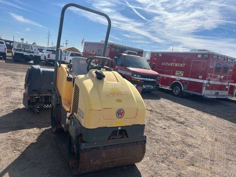 Wacker Neuson RD12 Roller - Sierra Auction Management Inc
