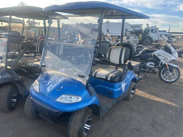 Electric Car LT-A627-2+2 - Sierra Auction Management Inc