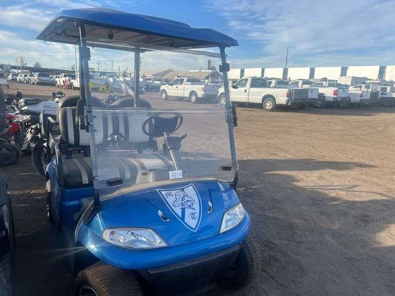 Electric Car LT-A627-2+2 - Sierra Auction Management Inc