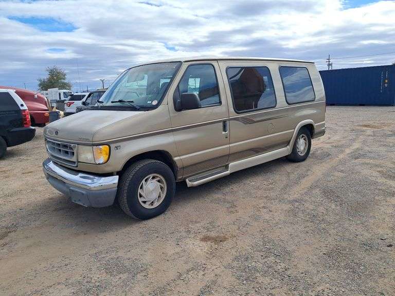 1999 Ford Econoline With Camper Conversion - Sierra Auction Management Inc