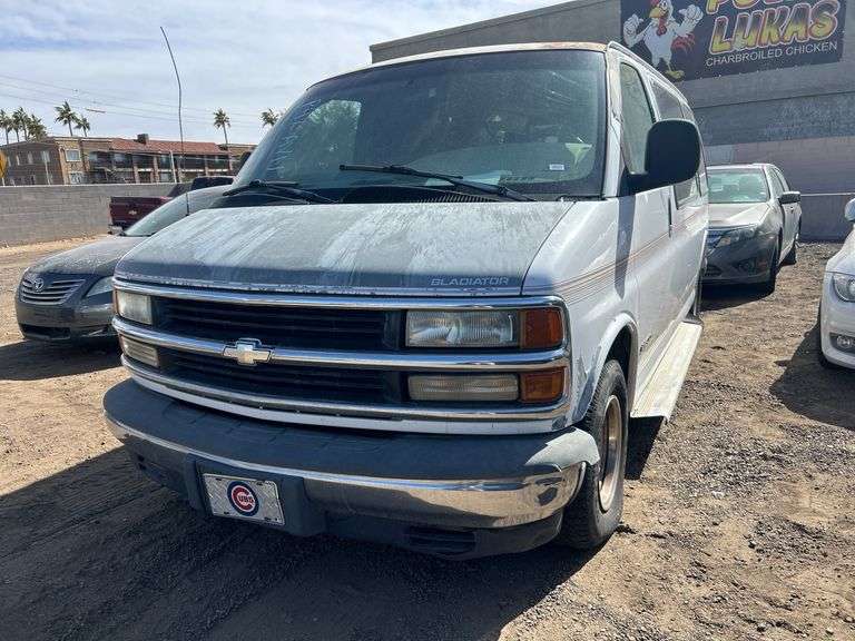 1999 Chevrolet Express 1500 - Sierra Auction Management Inc