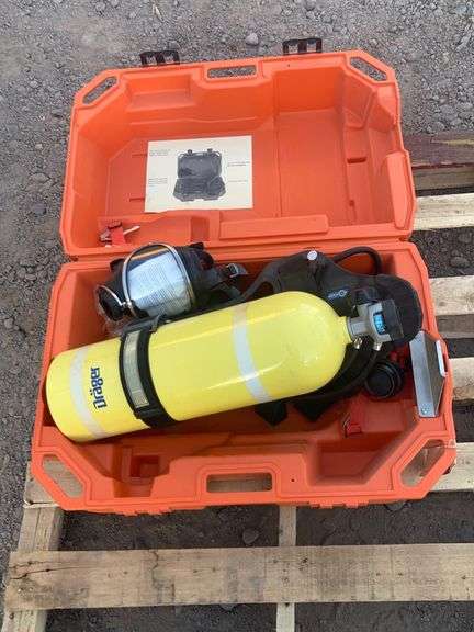 Drager Oxygen tank with backpack, regulator and facemask. - Sierra ...