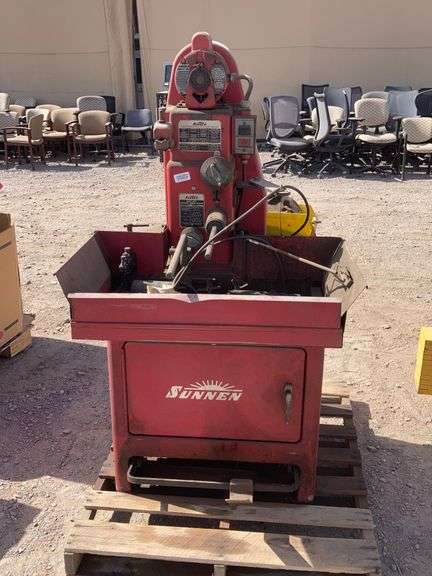 Sunnen heavy duty precision honing machine. - Sierra Auction Management Inc
