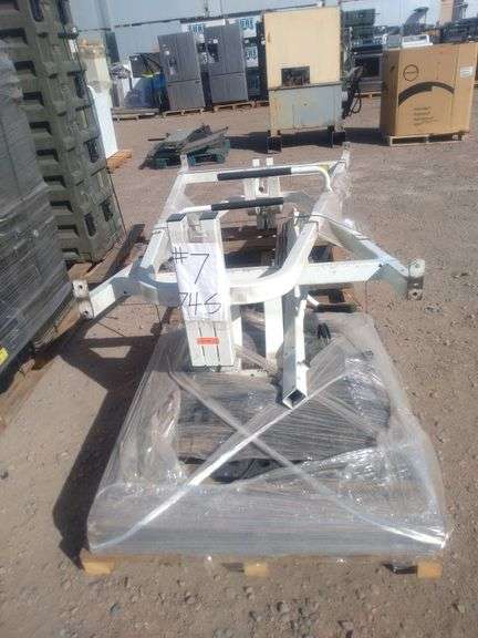 (P) Muscle Dynamics Maxicam Cable Crossover Machine - Sierra Auction ...