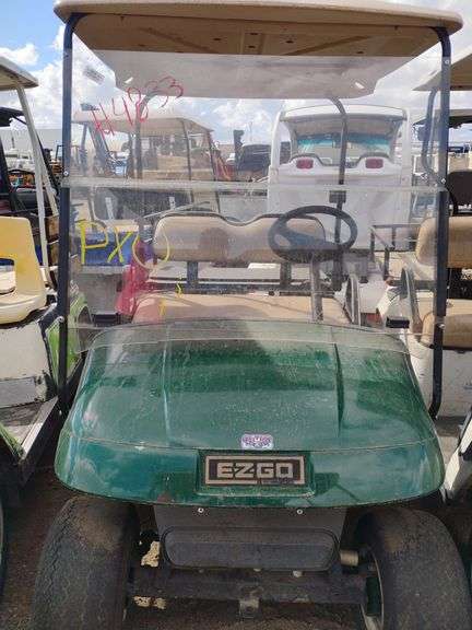 E-Z-GO Golf Cart - Sierra Auction Management Inc