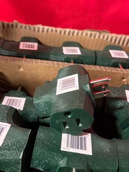 Box With (120pcs) Home Accents Holiday 3-to-1 Outlet Splitters Adapter ...