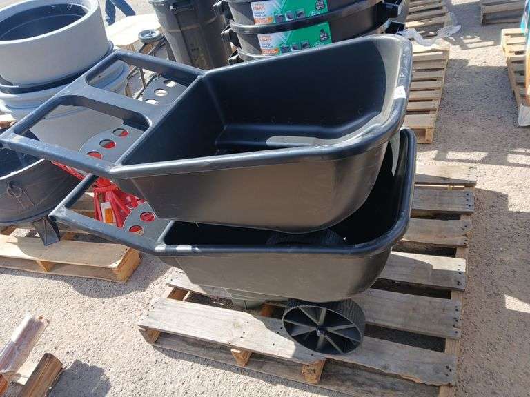 (2 Qty) Smart Cart 450 Wheelbarrow - Sierra Auction Management Inc