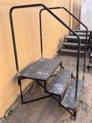 3FTx3FT Metal Platform 3-Tier Step Ladder With Rails - Sierra Auction ...