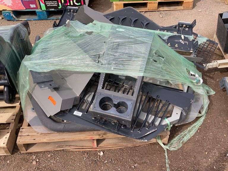 Emergency vehicle light, radio mounts and seat barricade. - Sierra ...