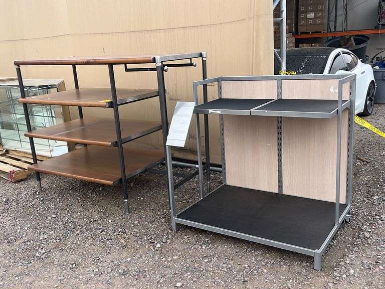 (2pcs) Wood/Metal Display Racks - Sierra Auction Management Inc