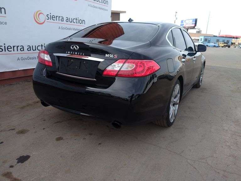 2012 Infiniti M56 - Sierra Auction Management Inc