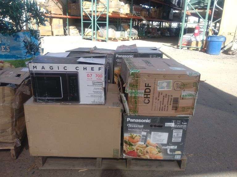 ( P) Panasonic Microwave Oven Model:SN67HS And Magic Chef Counter Top ...