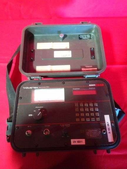 Wavetek Signal Analysis Meter Sam 2000 - Sierra Auction Management Inc