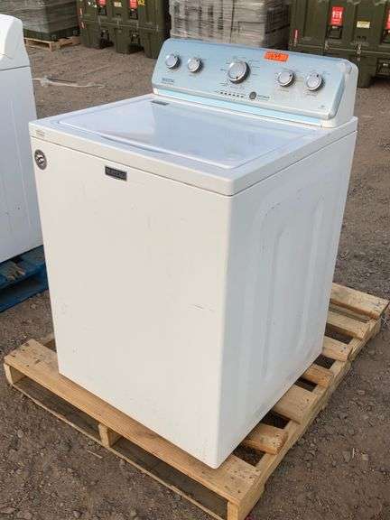 Maytag washing machine. - Sierra Auction Management Inc