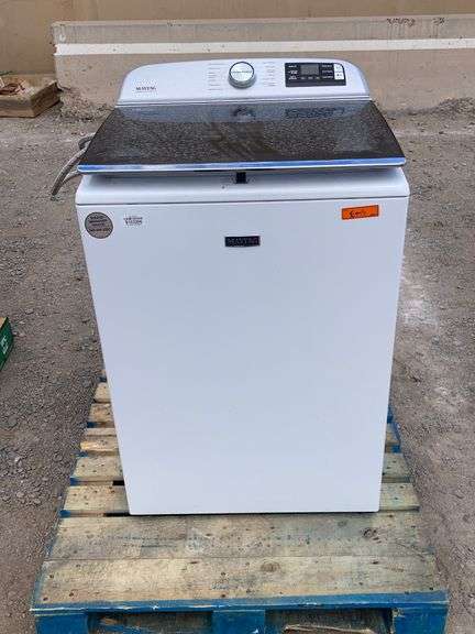 Maytag washing machine. - Sierra Auction Management Inc