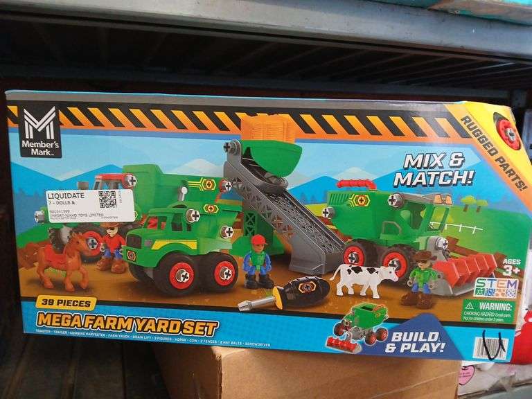 Mega Farm Yard Set - Sierra Auction Management Inc