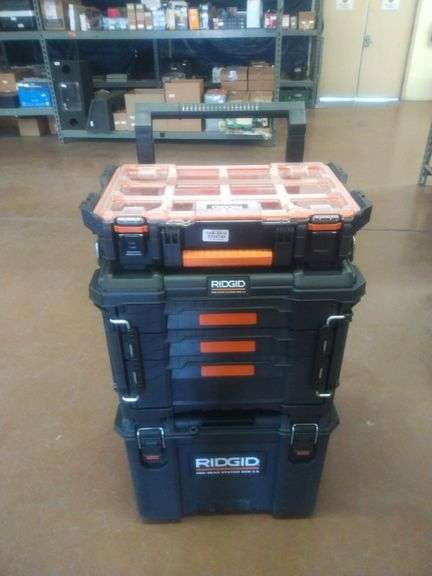 RIDGID Pro Gear System Gen 2.0 Stackable 25 in All Terrain Rolling Tool ...