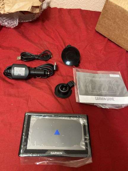 Garmin Drive 52, GPS Navigator with 5” Display, Simple On-Screen Menus ...