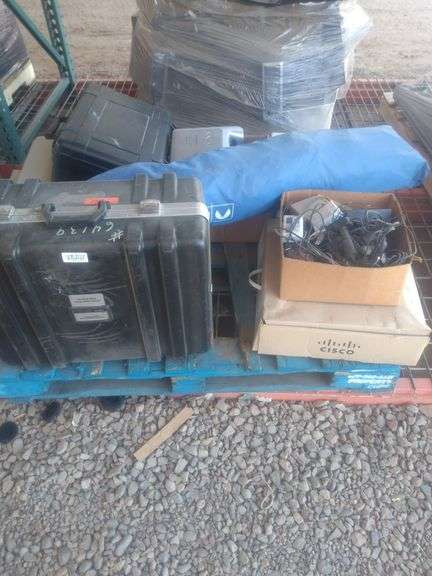 (P) Of Cables, Inspection Kit, Printer, And More - Sierra Auction ...