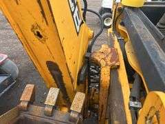 2010 JCB 1CX HF Backhoe Tractor - Sierra Auction Management Inc